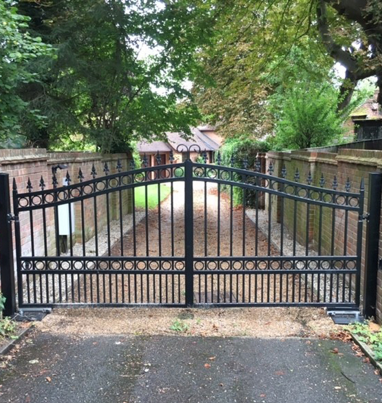 Metal Gates & Grilles Edgware | Metal Fencing & Railings